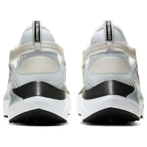 Nike Signal D/ms/x Sneakers - Cream