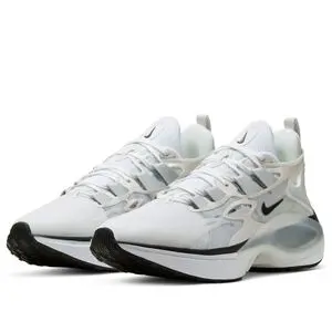 Nike Signal D/ms/x Sneakers - Cream