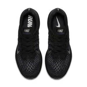 Nike Zoom Winflo 5 Athletic Sneakers