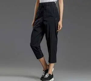 Nike Cropped Pants