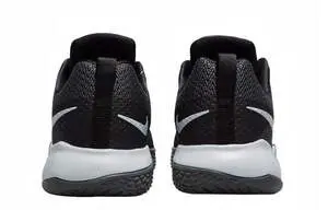 Nike Zoom Live Ii Ep Athletic Sneakers