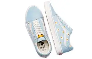 VANS X Kakao Friends Old Skool Lace Up Sneakers - Blue