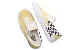 VANS Slip-on Cap Sneakers - Yellow