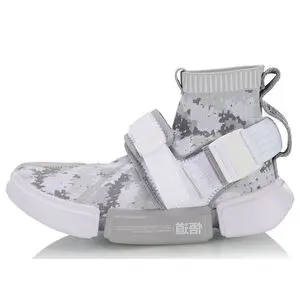 LI-NING Essence 2 Buckle Up Sneakers