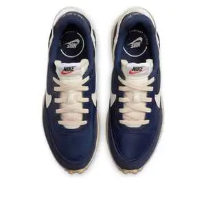 Nike Waffle Debut "midnight Navy Sail" Low Top Sneakers - Blue/white