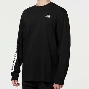The North Face Warped Type Graphic Long Sleeve Sweater