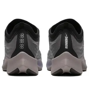 Nike Zoom Fly 3 Sneakers