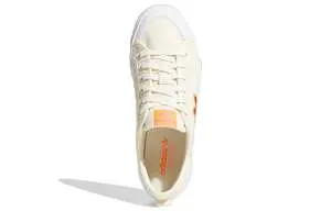 Adidas Nizza Trefoil Sneakers - Beige/cream