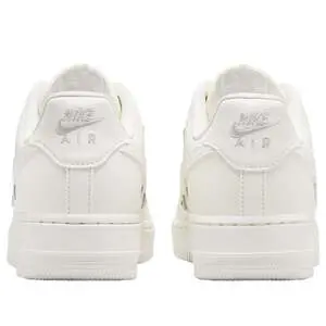 Nike Force 1 '07 Lv8 Sneakers