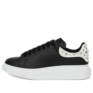 Alexander McQueen Oversized Sneaker With Stud Embellishments - Black/white/silver