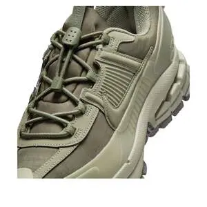 Nike Zoom Vomero 5 Roam Sneakers - Silver/sage