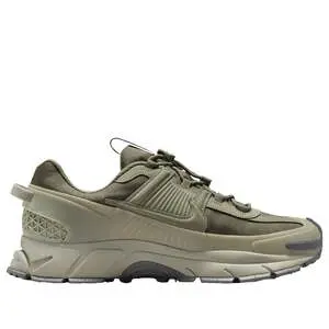 Nike Zoom Vomero 5 Roam Sneakers - Silver/sage
