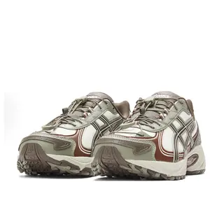 Asics Gel-kahana Tr V4 Sneakers - Cream/brown