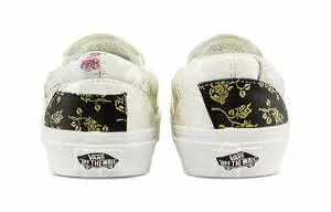 VANS Classic Slip-on Patchwork Sneakers - Black/white