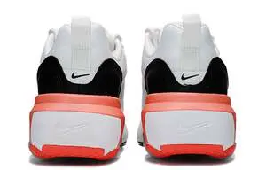 Nike Max Verona Low Top Sneakers - White