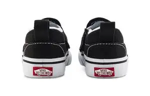 VANS Classic Slip-on Sneakers With Graphic Print - Black