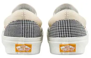 VANS Quilted Slip-on Sneakers - Green/light Gray