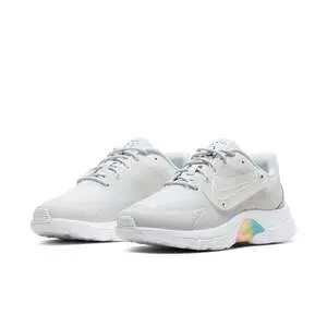 Nike Alphina 5000 Sneakers
