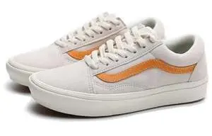 VANS Comfycush Old Skool Low Top Sneakers - Gray/orange