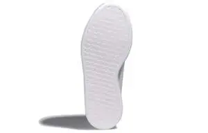 Adidas Advantage Sneakers