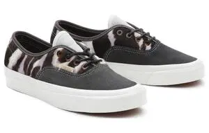 VANS Authentic 44 Dx Low Top Sneakers