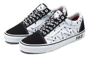 VANS Old Skool Low Top Sneakers
