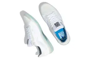 VANS Evdnt Ultimatewaffle Sneakers - White/blue