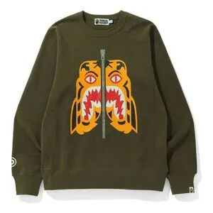 A BATHING APE Tiger Graphic Crewneck