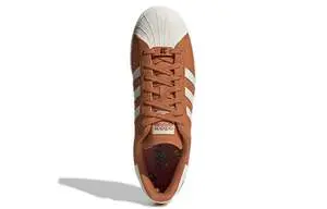 Adidas Superstar Sneakers - Brown/white