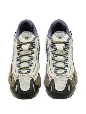 NEW BALANCE Cordura Panelled Lace-up Sneakers - Brown