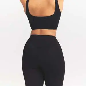 SKIMS Corset 26" Legging | Black | | Nike Matte