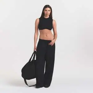 Skims Stretch Sports Pants For Women