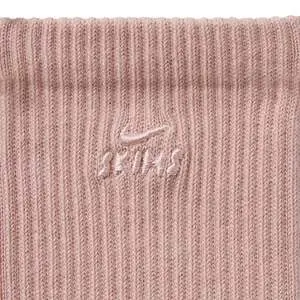SKIMS Pilates Grip Crew Socks