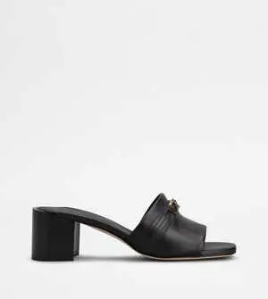 TOD'S Leather Sandals With T Timeless Accessory