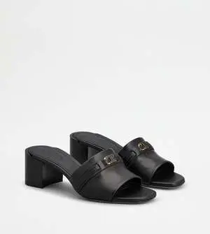 TOD'S Leather Sandals With T Timeless Accessory