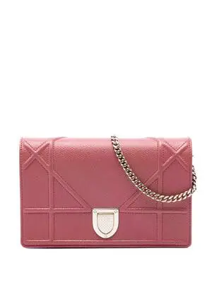 Dior 2019 Grained Calfskin Diorama Wallet On Chain Crossbody Bag - Red