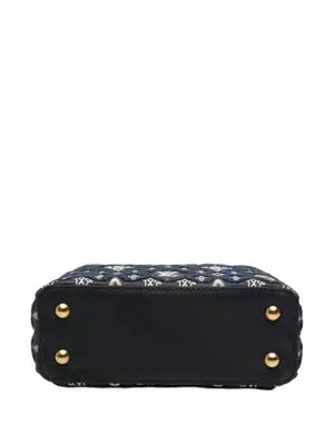 LOUIS VUITTON Capucines Bb Satchel