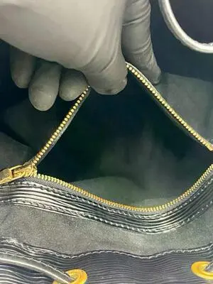 LOUIS VUITTON Epi Petit Noe Bucket Bag - Black