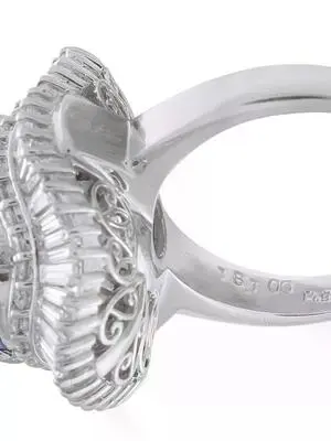 LB EXCLUSIVE Sapphire And Diamond Ring In Platinum