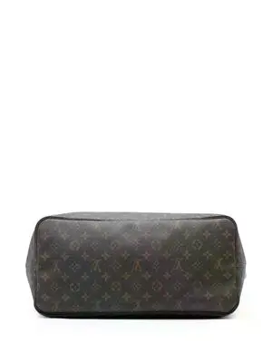 LOUIS VUITTON Monogram Neverfull Gm Tote Bag