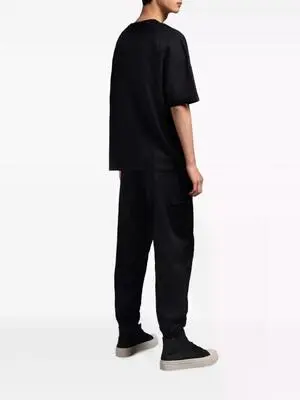 PORTS V Threads Logo-print T-shirt