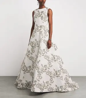 Carolina Herrera Embroidered Sleeveless Gown
