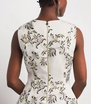 Carolina Herrera Embroidered Sleeveless Gown