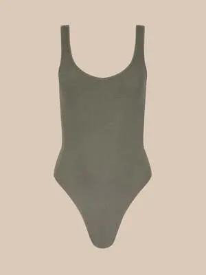 Scoopneck