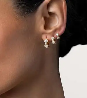 DAVID MORRIS Yellow Gold And Diamond Triolette Square Single Hoop Earring