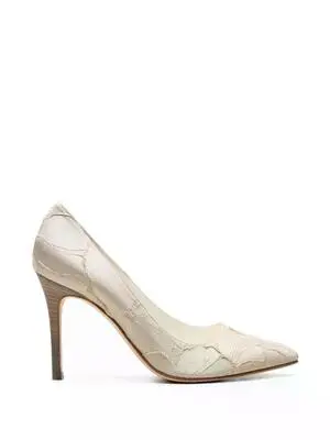CHUCKIES Pointed-toe Heeled Pumps