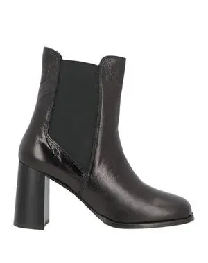 Tosca Blu Mid Heel Shoes For Women
