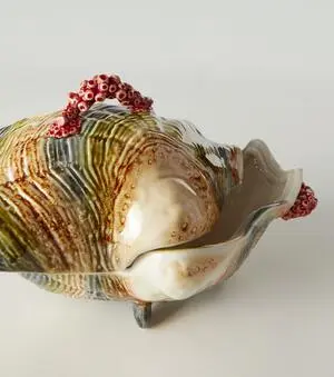 BORDALLO PINHEIRO Oyster Earthenware Tureen