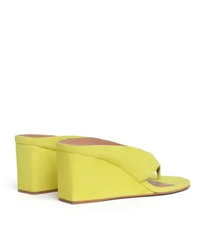 Alaïa Suede Cube Wedge Sandals - Yellow