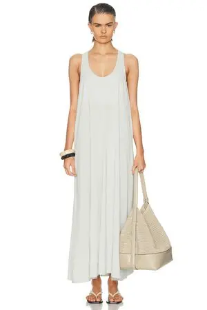 ST. AGNI Sleeveless Maxi Dress